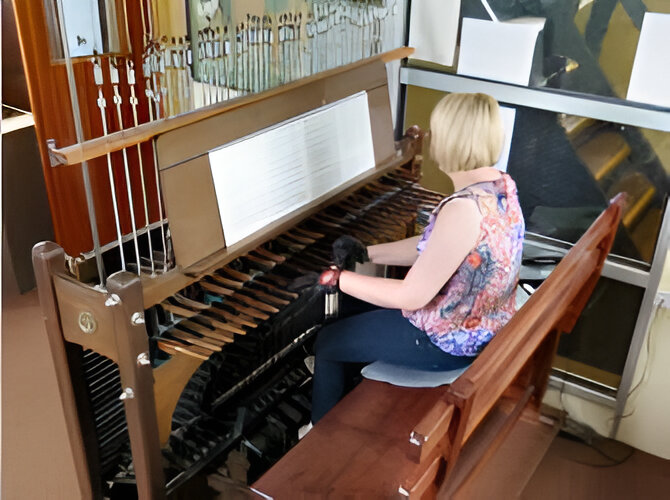 The Carillon Musical Instrument - Loughborough Carillon & War Memorial ...
